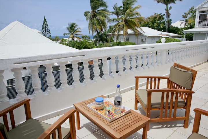 Appartement Vue Mer Pour 2 à 4 Personnes. - Anse des Rochers