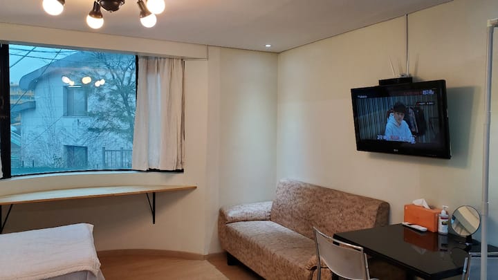 Large & Cozy Myeongdong Flat 2 - Seúl