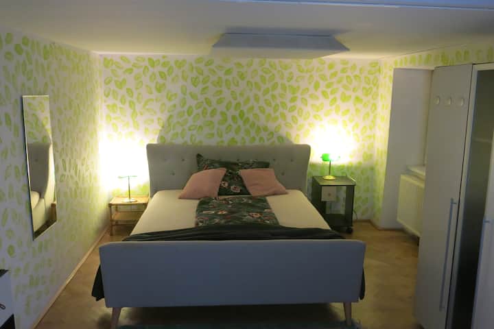 Staying At Cornelia Street - Wien