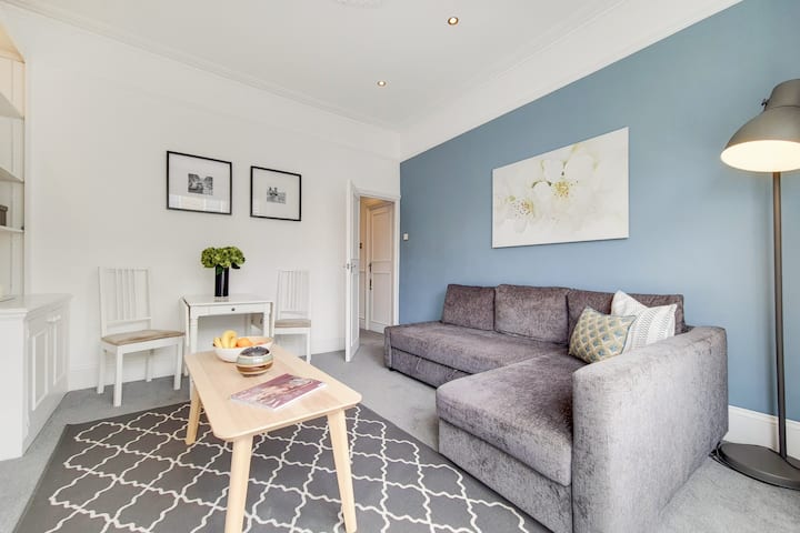 Ar1 - 1 Bed Apartment In Heart Of Fulham Broadway - London