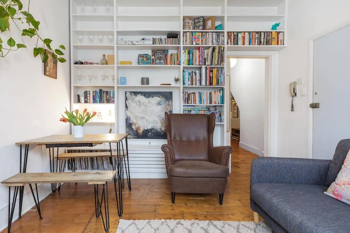 2 Bedroom Garden Flat 20 Minutes To Central London - Chingford