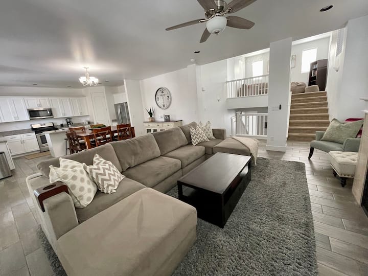 Beautiful And Modern Townhome In The Pines - Flagstaff, AZ