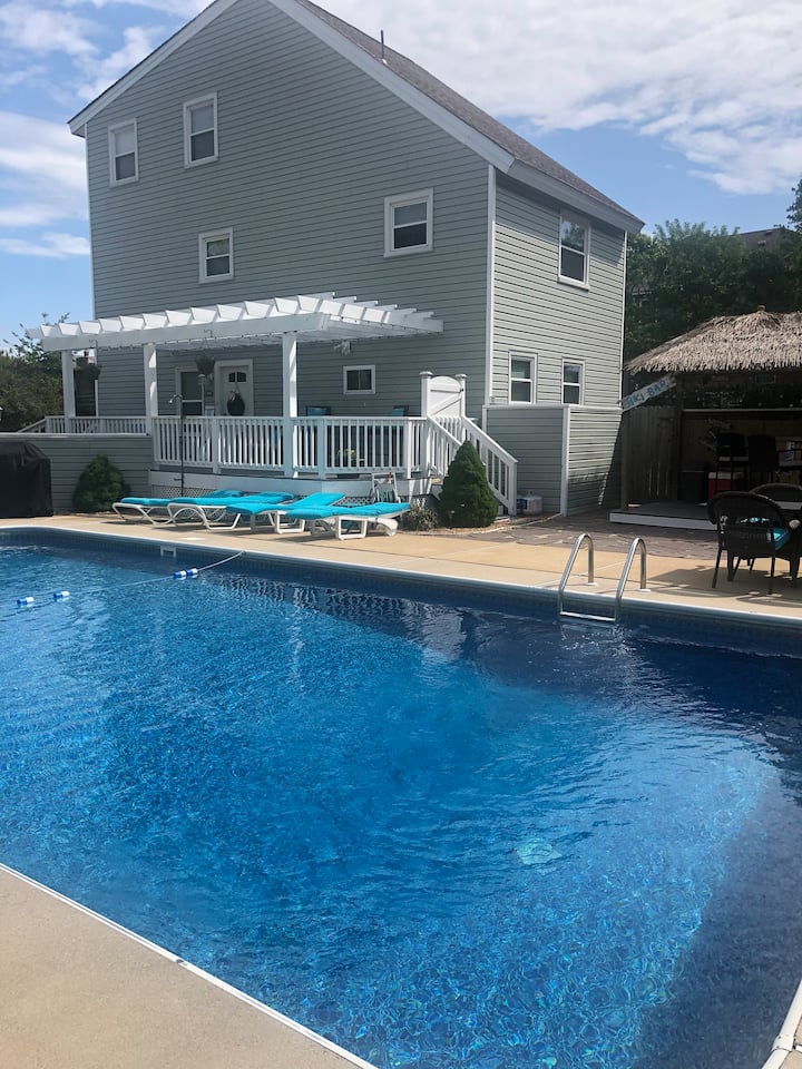 Paradise In Sandbridge~your Resort At The Beach - Virginia Beach, VA