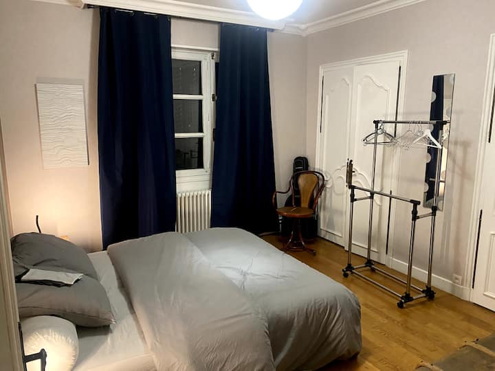 Chambre Dans Maison Individuelle - Bellerive-sur-Allier