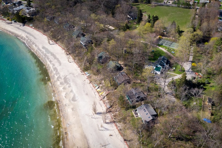 #7 Cottage On Truly, Private Beach - Port Colborne