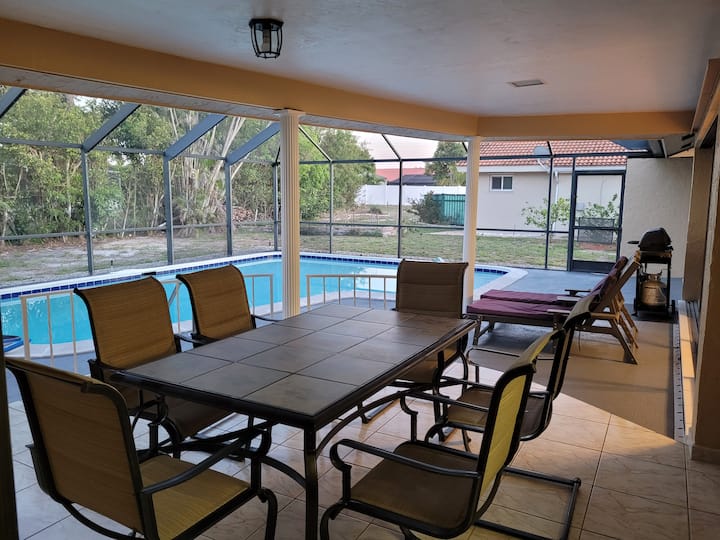 Single Home With Pool Close To Beach, Golf & Shop - Marco Island, FL