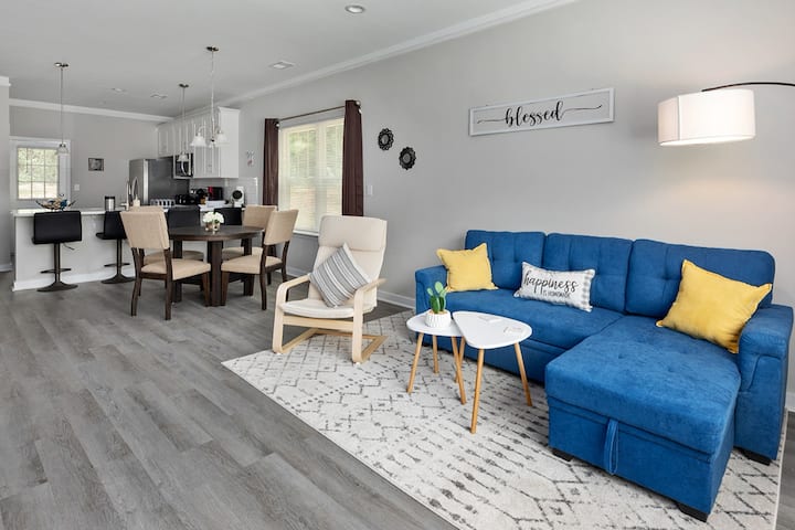 Cozy & Modern Home Close To Uptown & Airport - Charlotte, NC