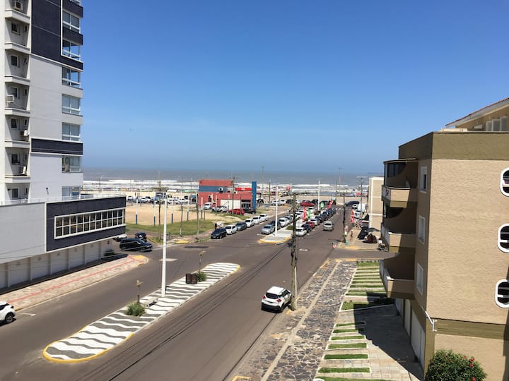 Tramandaí - Apartamento Com Vista Para O Mar - Tramandaí