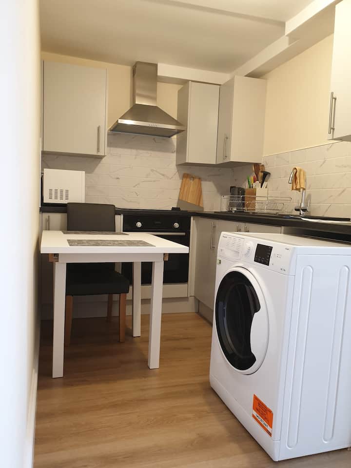 Northamptonshire Entire Guest Suite - Wellingborough