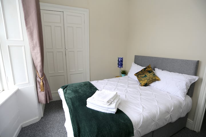 Two Apartments Together – 4 Guests - Mullingar