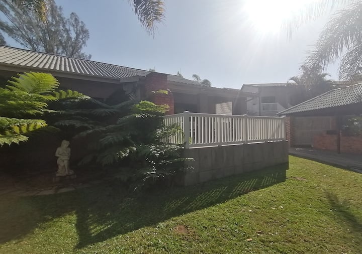 Peace Cottage Unit 1 - Port Shepstone