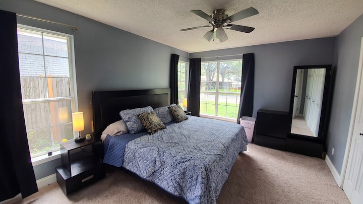 11 Mins Uber To At&t! Cozy Home Near Everything! - Arlington, TX