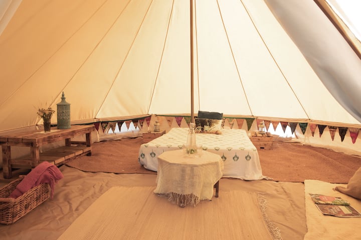 Romantic Bell Tent - East Sussex