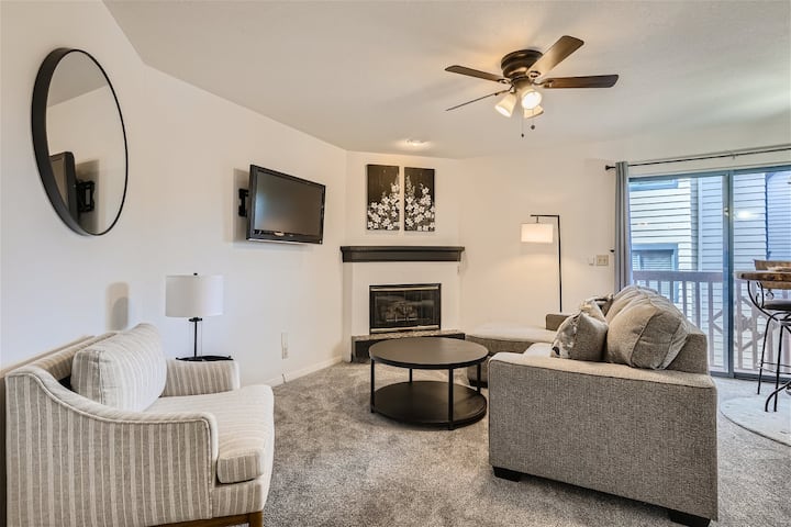 Bc1253 - Cozy, Upgraded, 1 Bdrm Condo In Dtc - Centennial, CO