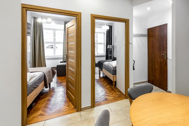 2 Bedrooms On Main Square ♥ Parking - Cracovia