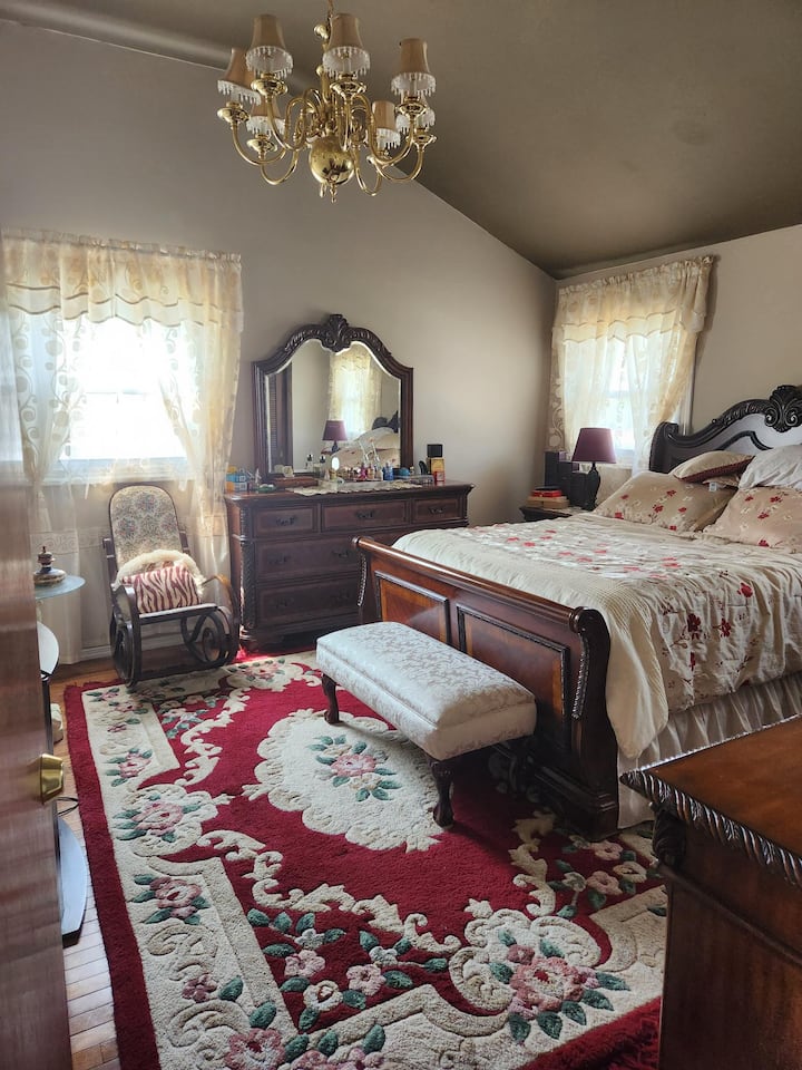 Bedroom Close To Newark Airport. - Staten Island, NY