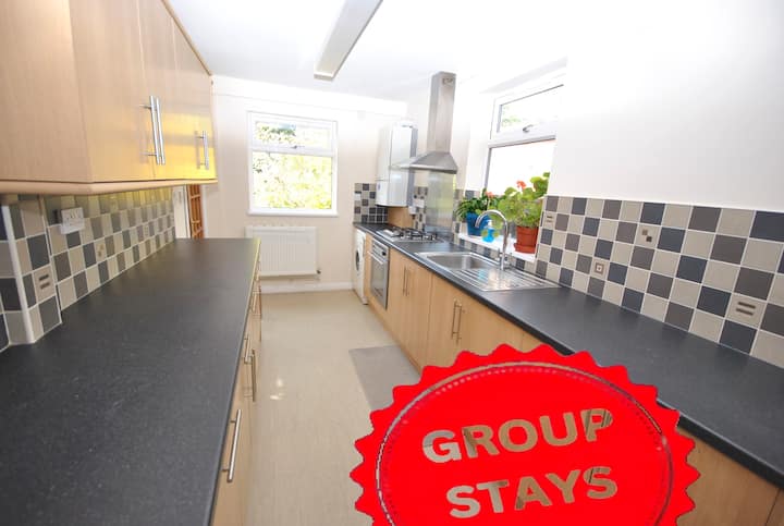 ☆Trusted Reviews☆ Big Home & Garden Super Location - Birmingham