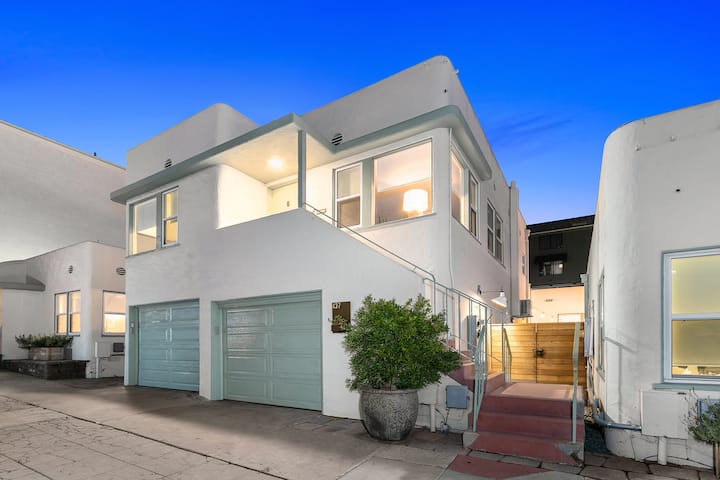 Explore Little Italy From This Gorgeous Mini Villa - San Diego, CA