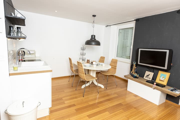 Cosy Apartment With Fantastic Location - Piran