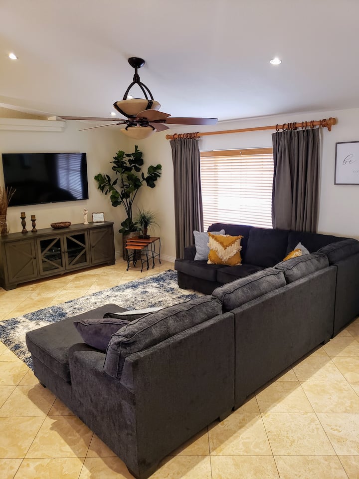 Lake House Retreat! Great Views, Fun, And Relax! - Lake Havasu City, AZ