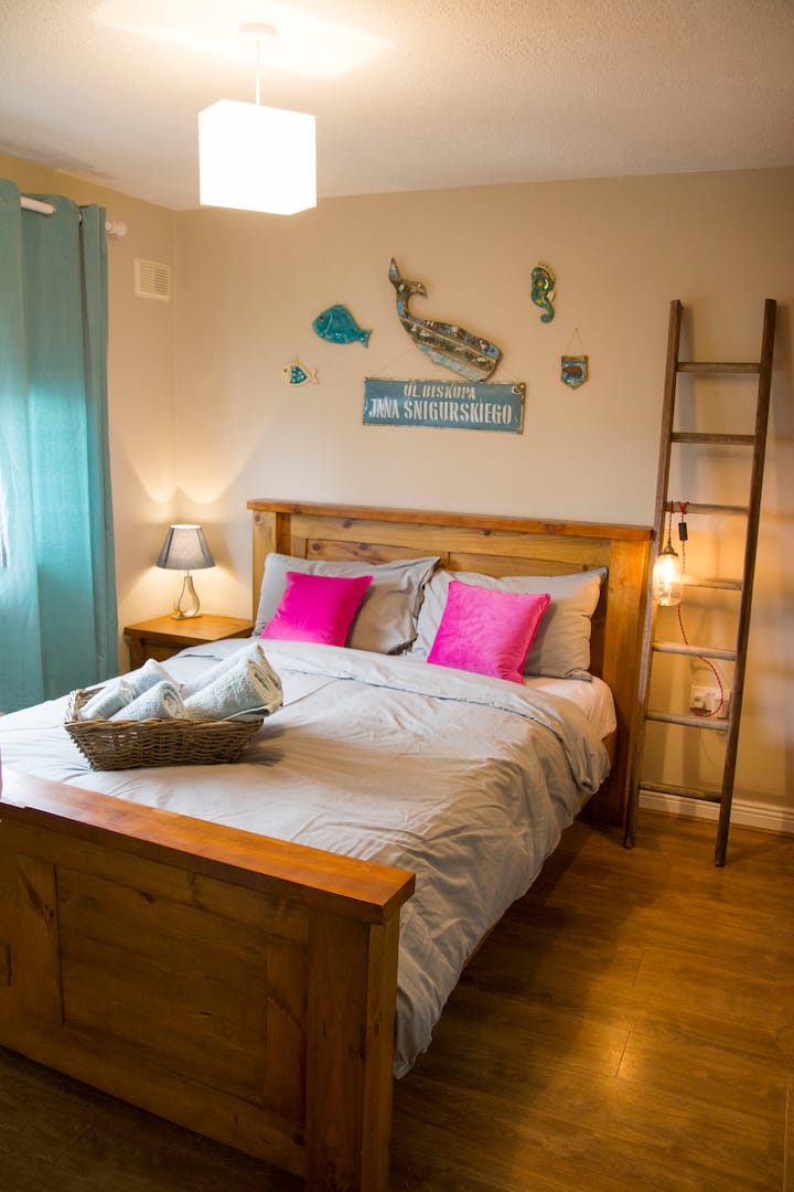 5⭐ Kingbed Sharedbathroom Wifi 3kmuni Freecarpark - Limerick City