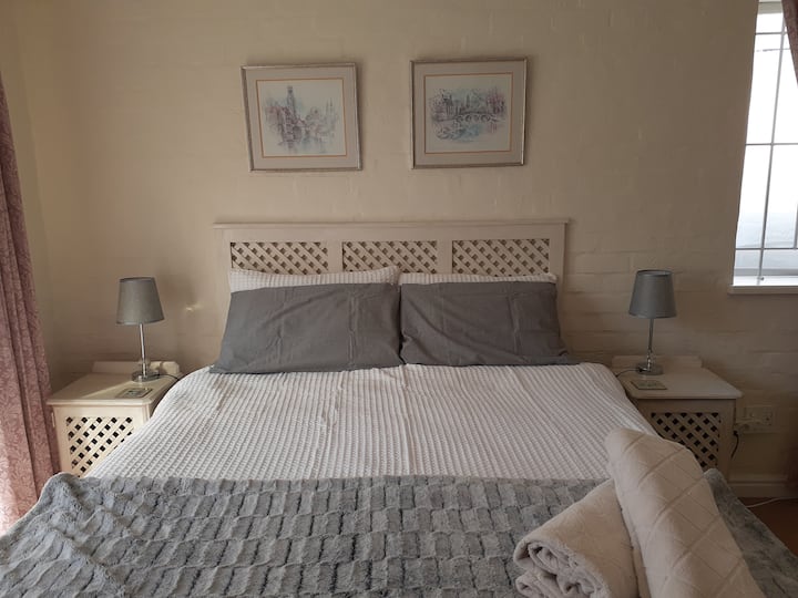 Garden Courtyard - Plettenberg Bay