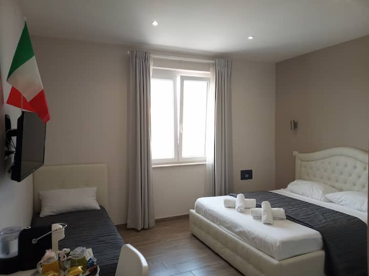 Purpleitaly - Fiumicino