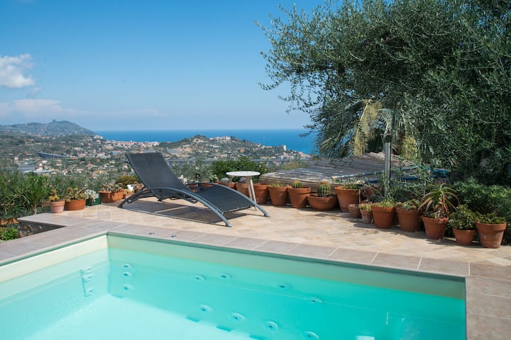 Villa Annetta - Piscina Privata! - Imperia