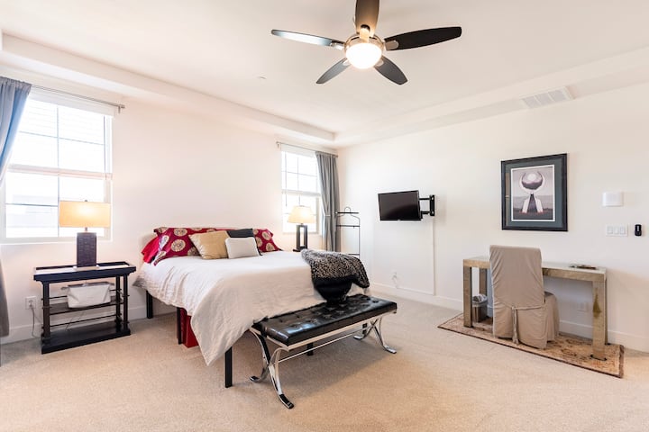 Huge Master Suite!
Private Area Is Over 500 Sq Ft! - Woodland, CA