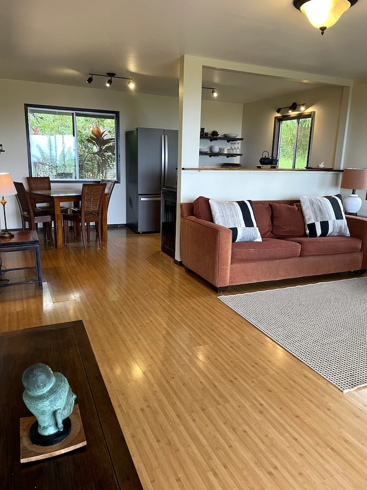 Zen Apartment On Organic Farm - Captain Cook, HI