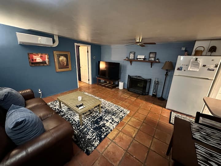 Central Private Guesthouse. Pet's Welcome! - Tucson, AZ