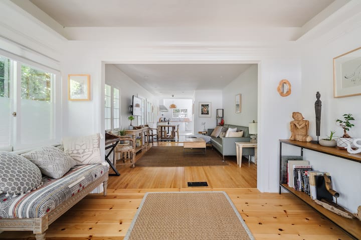 The Seaside Sanctuary - Marina del Rey, CA