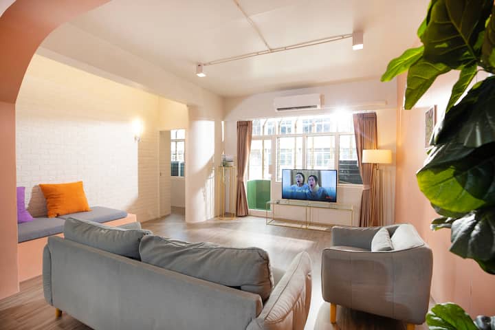 Family & Friends 3brs • 100 Sqm • Platinum • Siam - Bangkok