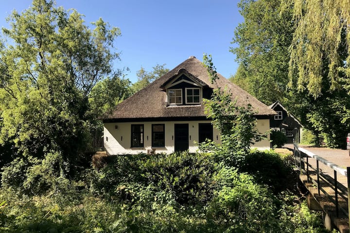 Sfeervolle Boerderij Villa Met Speeltuin - Hoorn