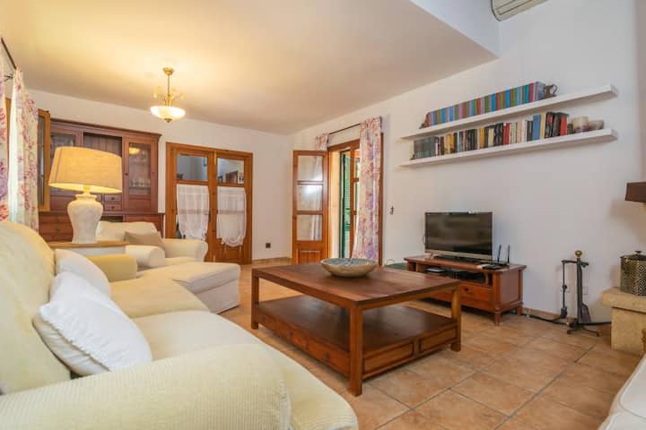 House Ideal For Families, Swimming Pool, Barbecue. 15 Minutes From Palma. - Deià