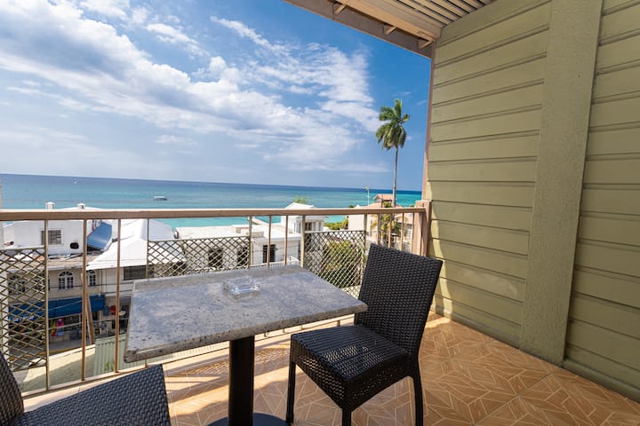 Seaview Room On Hip Strip - Montego Bay