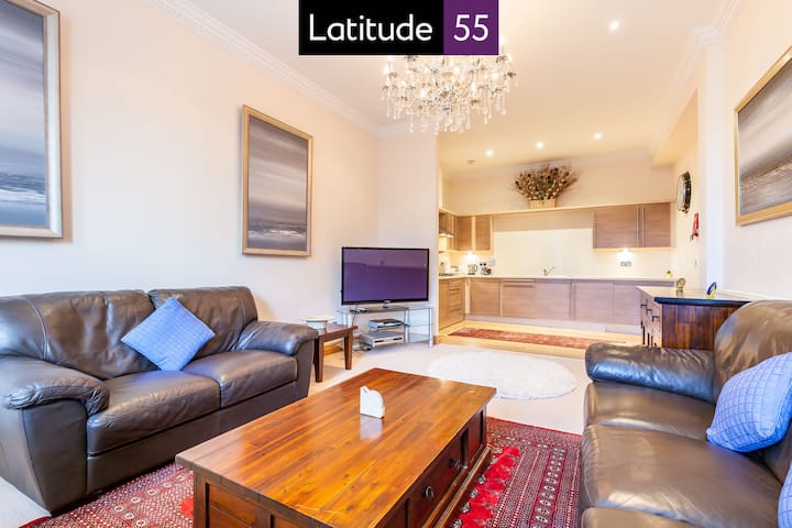 Centrally Located Superior Apartment With Parking - St Andrews