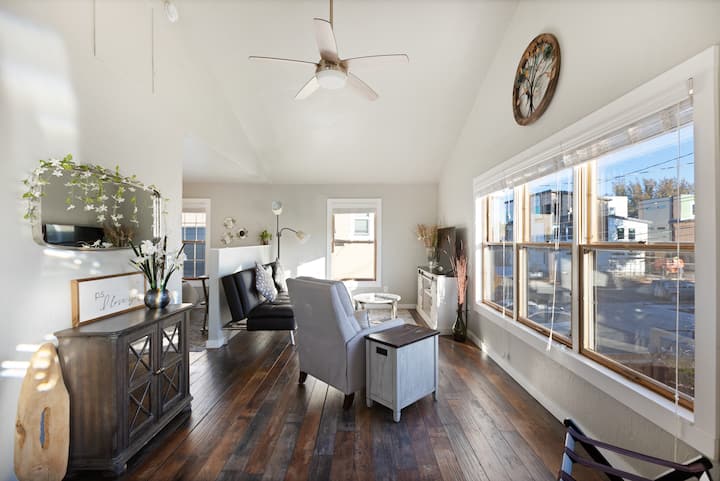 The Loft | Luxury retreat in Midtown - Lofts for Rent in Reno, Nevada ...