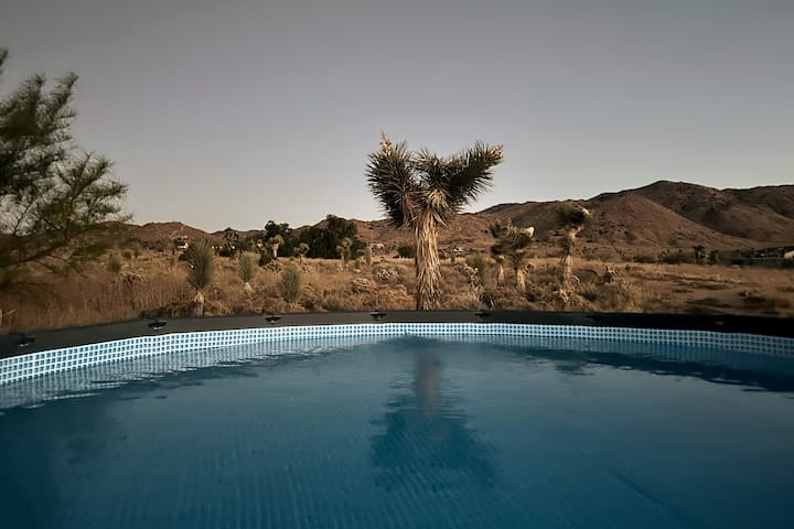 Joshua Tree Vacation Rentals with a Pool - California, United States ...