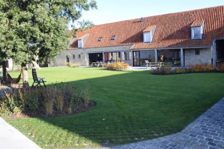 Prachtige Vakantiewoning Op 5km Van Zee - Ghyvelde