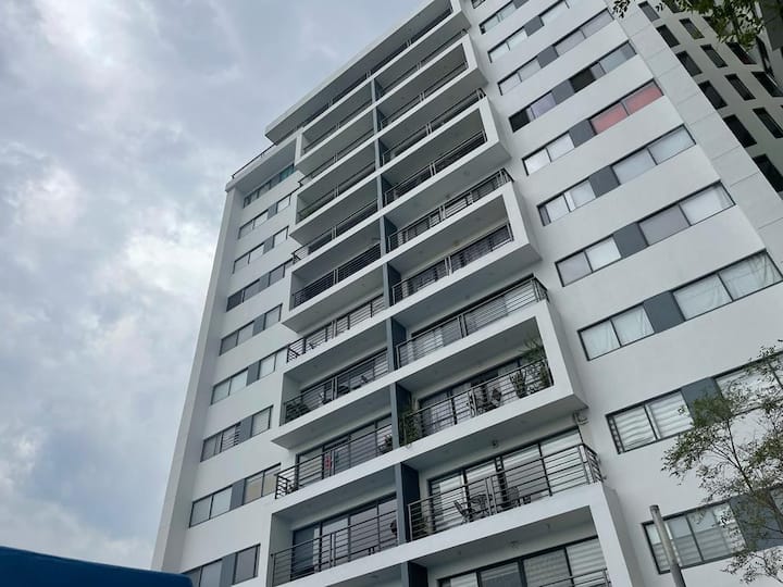 2 Recámaras A/c, 2 Baños, Alberca, Centro De Gdl - Guadalajara