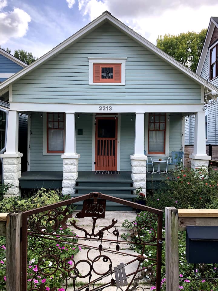 Decatur Street Artists Cottage - Houston, TX