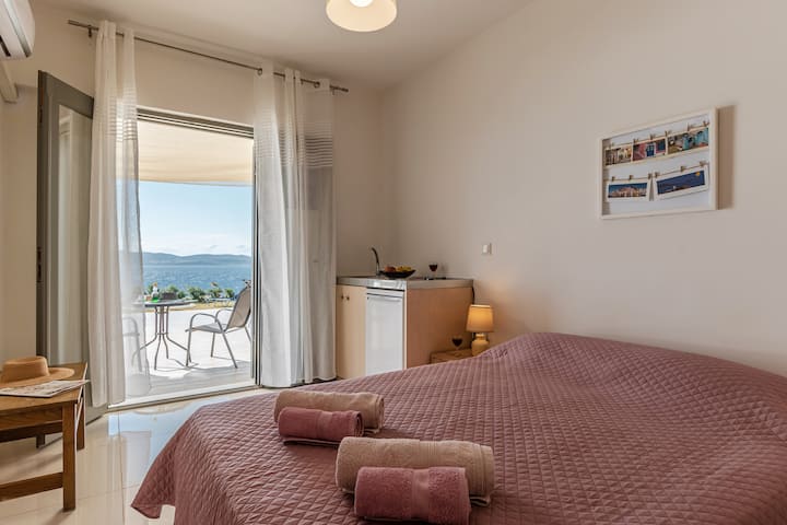 Ariadne Apartment - 納克索斯島