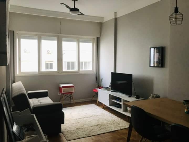 Apto Muito Bem Localizado Pitangueiras - Guarujá