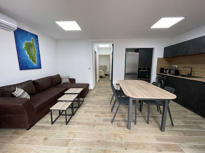 Villa / Piscina Climatizada * Cerca De Santa Giulia Tranquilo Sur / Porto Vecchio - Santa Giulia