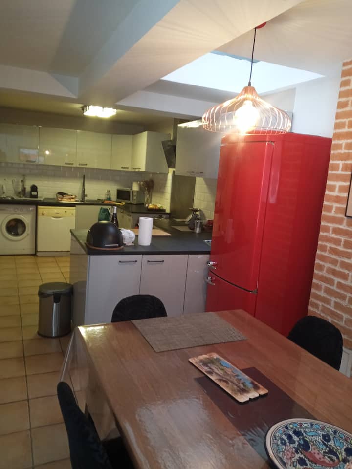 Etage Complet Chambre Sdb Terrasse 5m Du Centre - Avignon