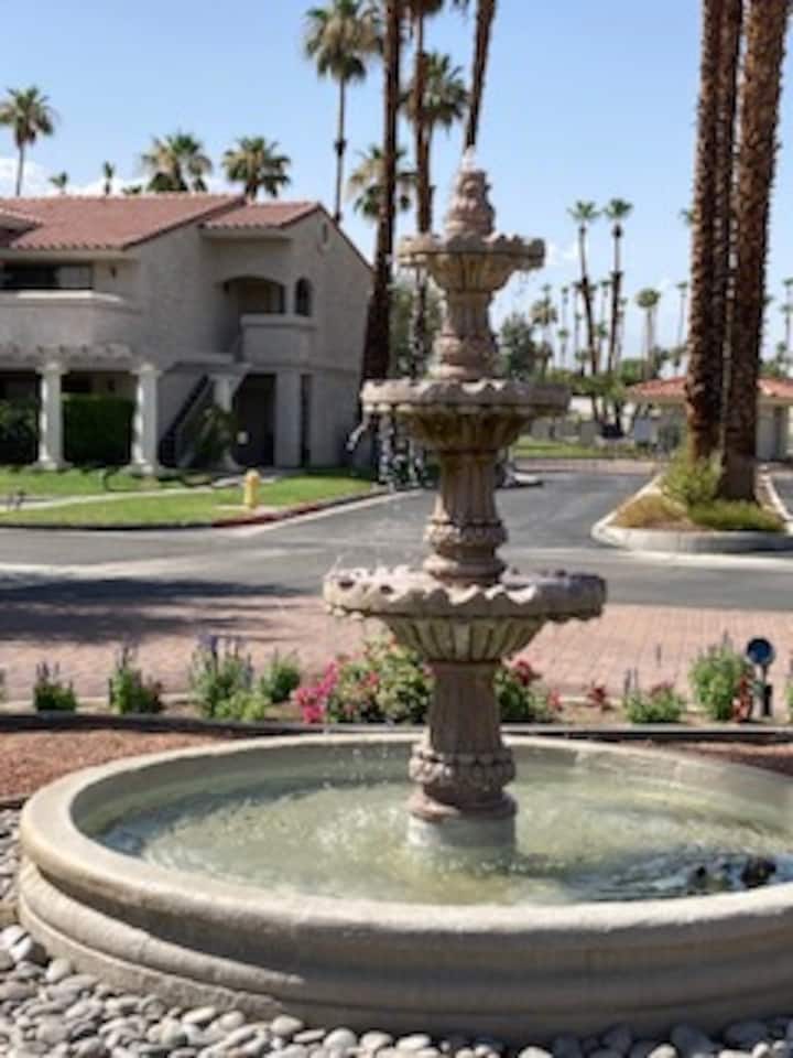 Tranquil Oasis With Stunning Mountain Views - Palm Springs, CA