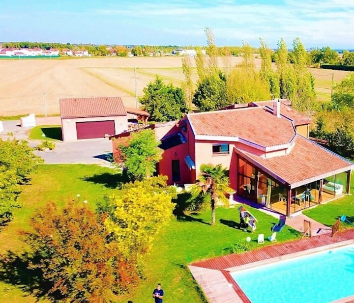Maison éTage Logement  90m2. Terrasse. Jardin - Muret