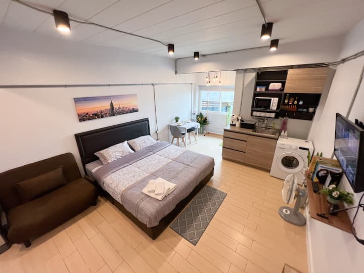 Bright Room Studio At Nimman (Wide Porch 4) - タイ チェンマイ