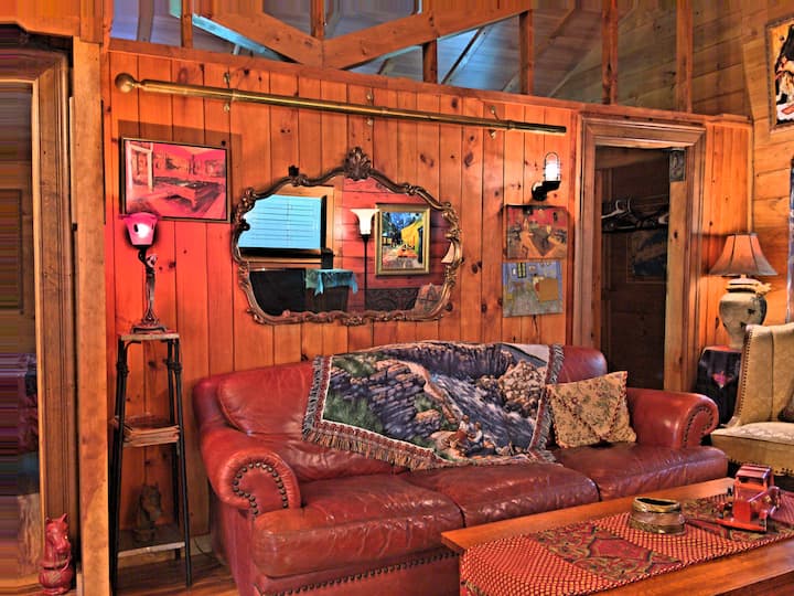 Albert's "Baxter's Hideaway" A Unique Treasure. - Colchester, VT